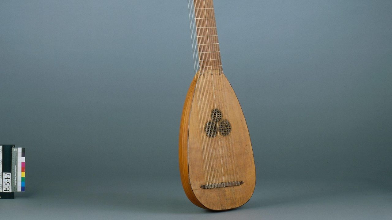 Théorbe | Centre de musique baroque de Versailles